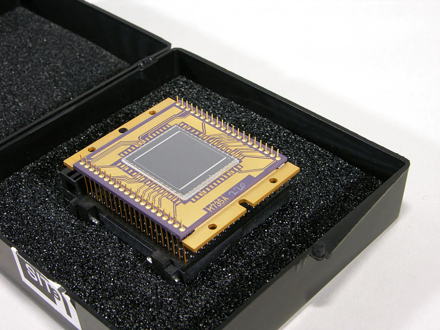 Charge-Coupled Devices (CCDs) Explained: Working Principle, Types, and ...