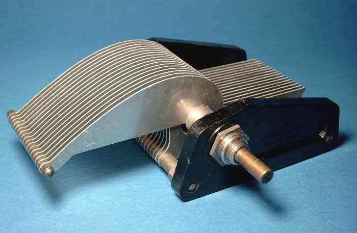 What is a variable capacitor? - Quarktwin Electronic Parts