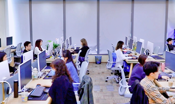 Quarktwin Electronic - Authorized Electronic Components Distributor