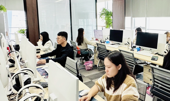 Quarktwin Electronic - Authorized Electronic Components Distributor